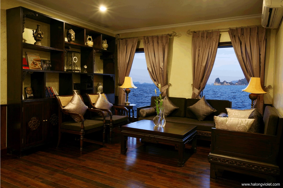 Halong Violet Boat – Asiatique Design